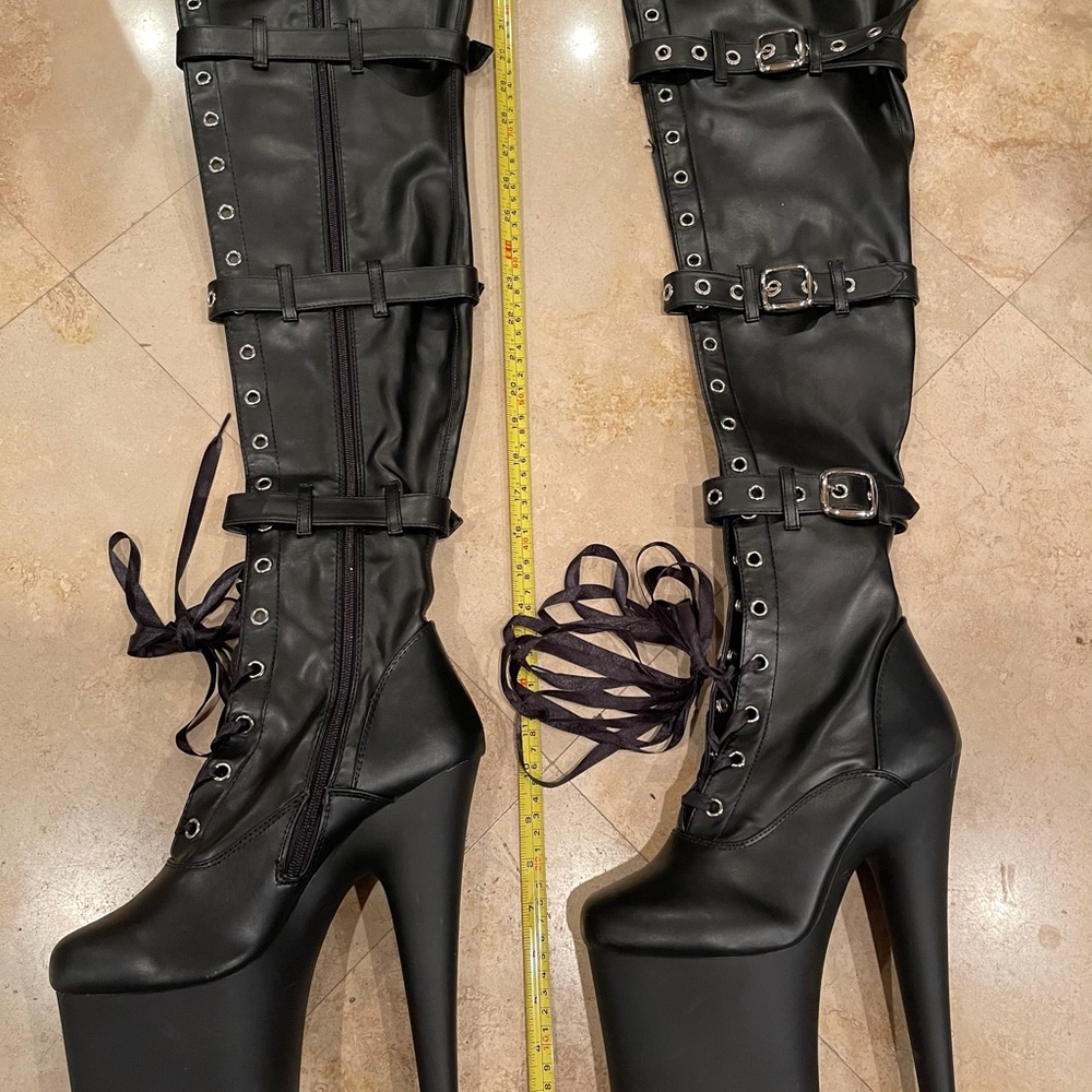 New Pleaser 10 Inch Platform Boots - Gem